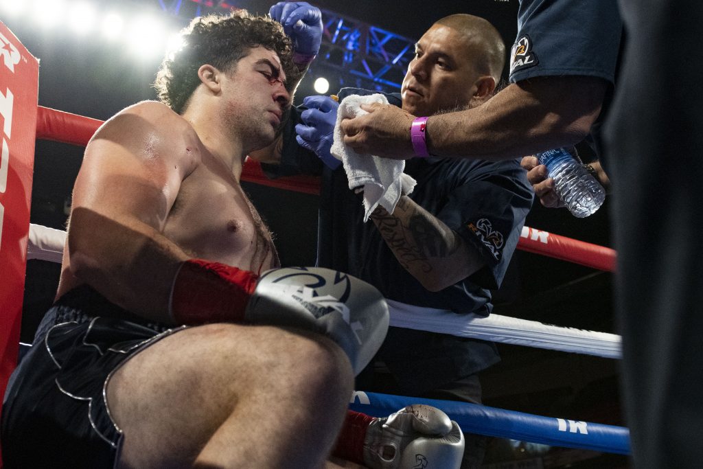 Tulare’s Torrez Notches Third-Round TKO in Madison Square Garden Debut ...