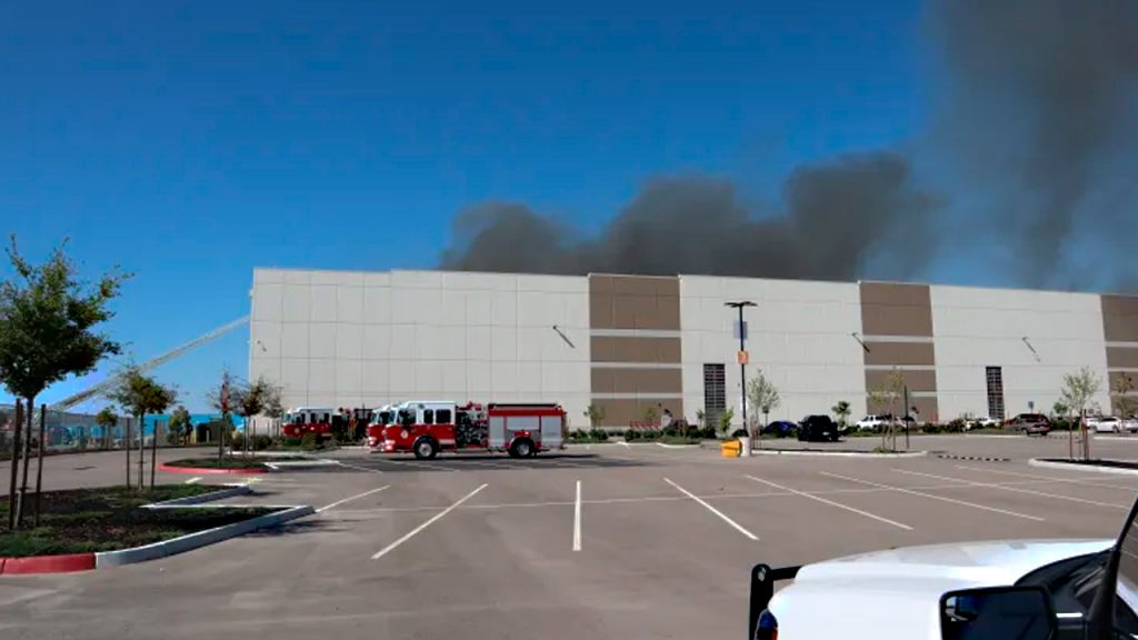 Rooftop Solar Fire at Fresno Amazon Center Contributed to US System ...