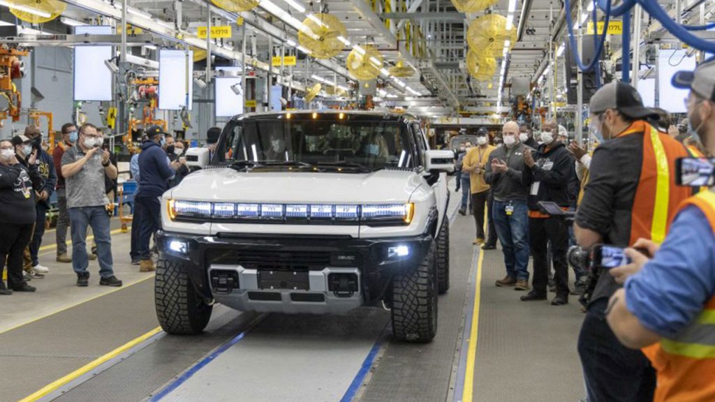 Want an Electric Hummer? Sorry, You’ll Have to Wait, Says GMC - GV Wire ...