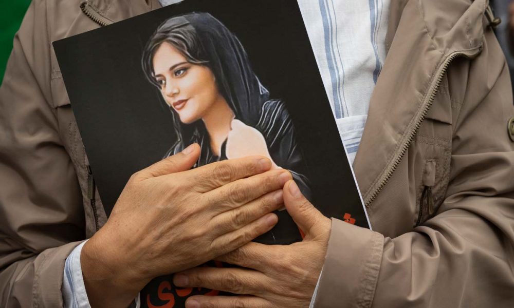 Mahsa Amini, Who Died in Iranian ‘Morality Police’ Custody, Is Awarded ...